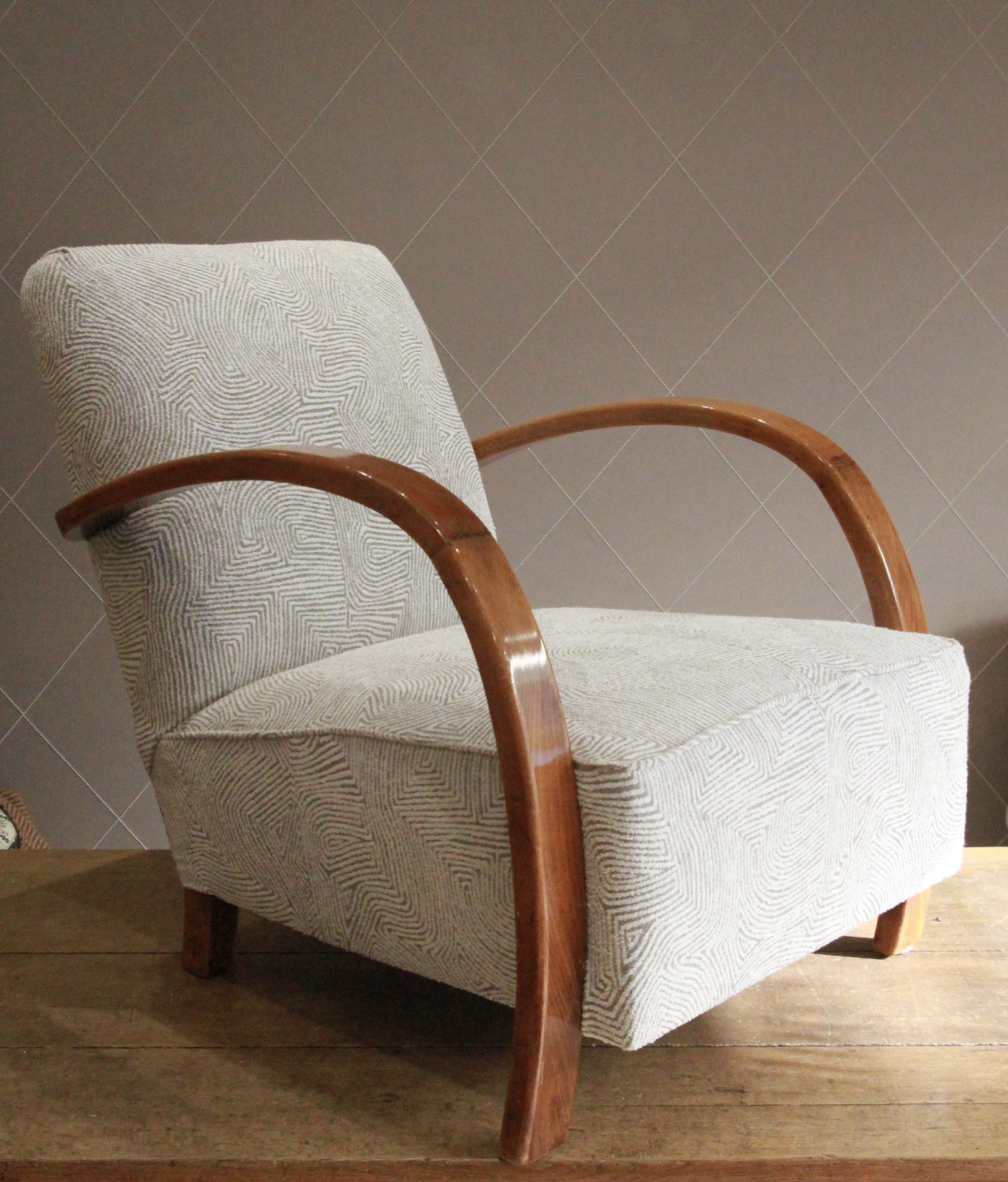 Joli mix d'un fauteuil Art Déco et du jacquard Pierre Frey Samarai ...